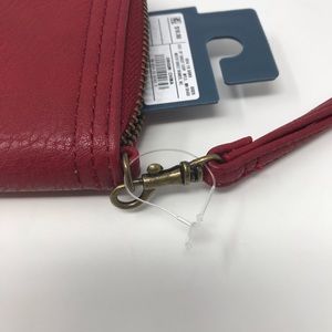 Universal Thread | Bags | Womens Red Universal Thread Tech Wristlet ...